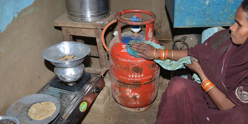 Making the switch to clean cookstoves | carbon emissions | rural ...