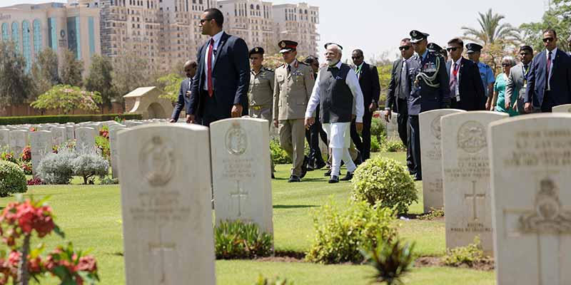 PM Modi visits Heliopolis War Cemetery in Cairo | egypt | commonwealth